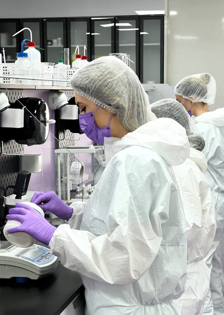 Crisia Farm | Farmacie cu laborator